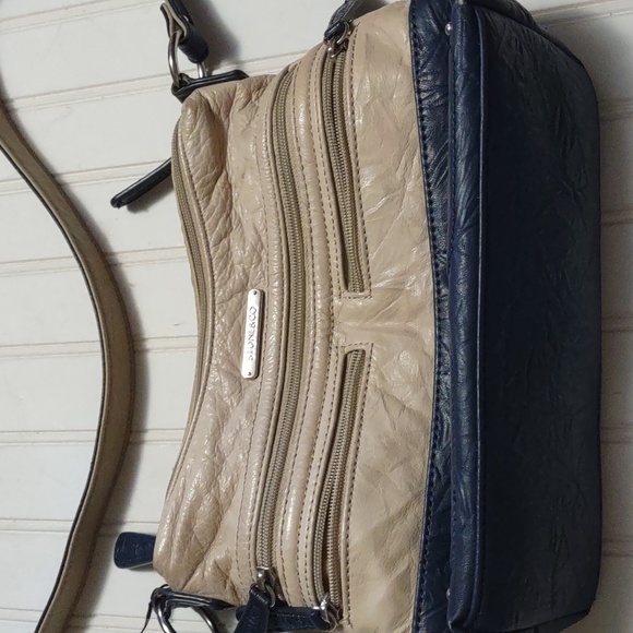 Stone Mountain Accessories | Bags | Stone And Co Crossbody Purse | Poshmark